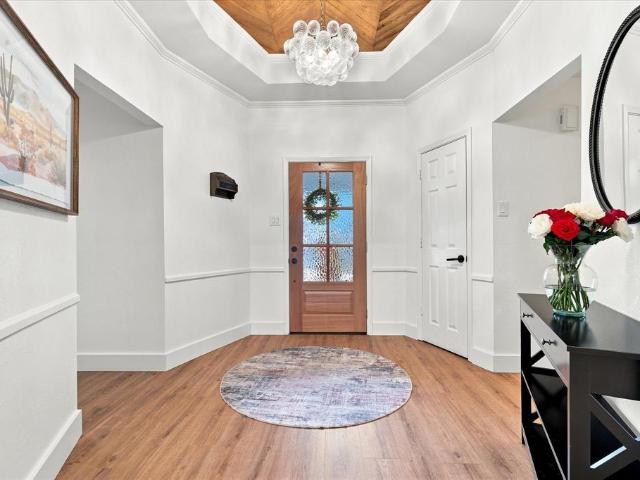 218 Creekside Lane