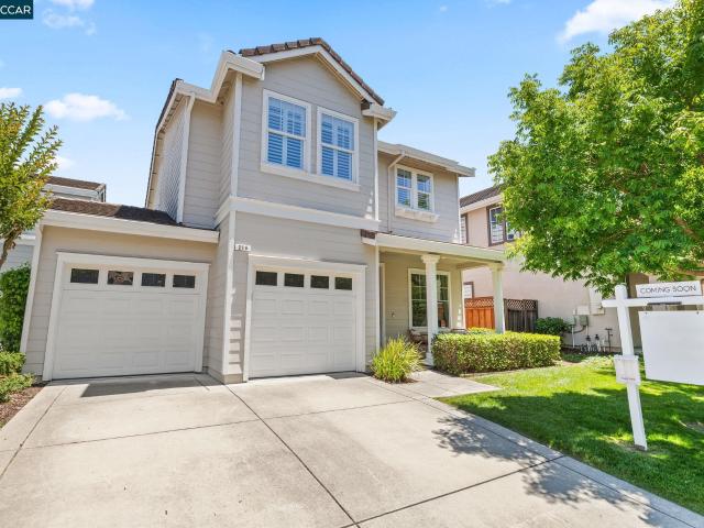 218 Abigail Cir