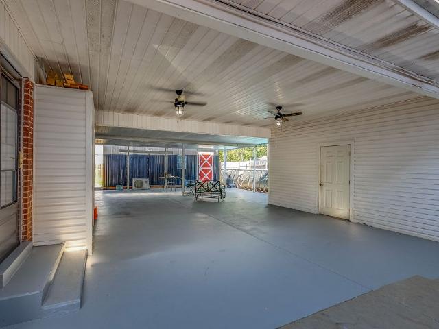 218 Admiral Cir, Lawrenceburg, TN 38464 | MLS #3183 | Compass