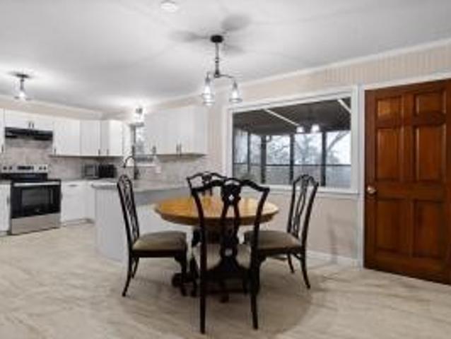 218 Alpine Dr