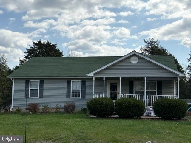 218 Baer Oak Dr, Maurertown, VA 22644