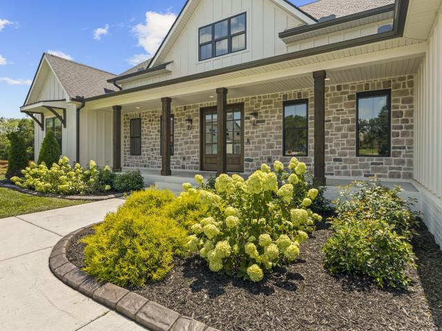 218 Breckenridge Glen Dr