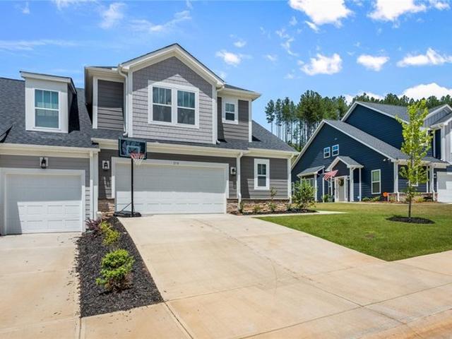 218 Grange Valley Ln, Central, SC 29630