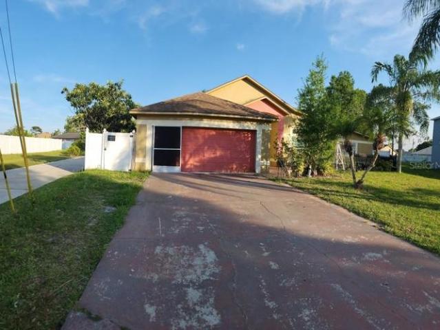 218 Dalton Dr, Kissimmee, FL 34758