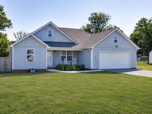 218 Dean Dr, Harrodsburg, KY 40330