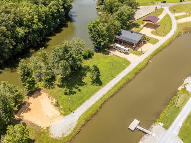 218 Drake Dr