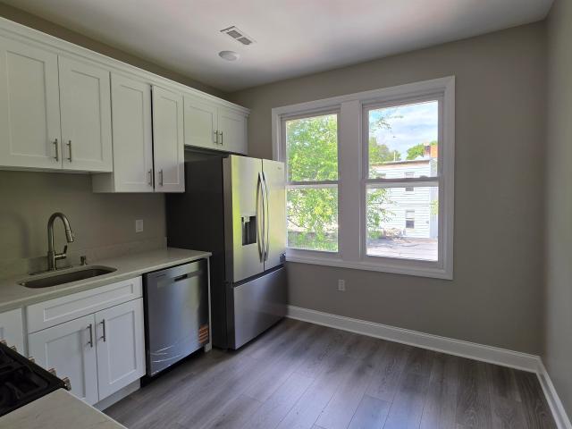 218 Dwight St # 2
