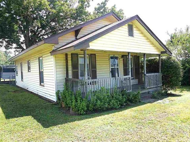 218 E Brookfield Ave, Ponca City, OK 74601