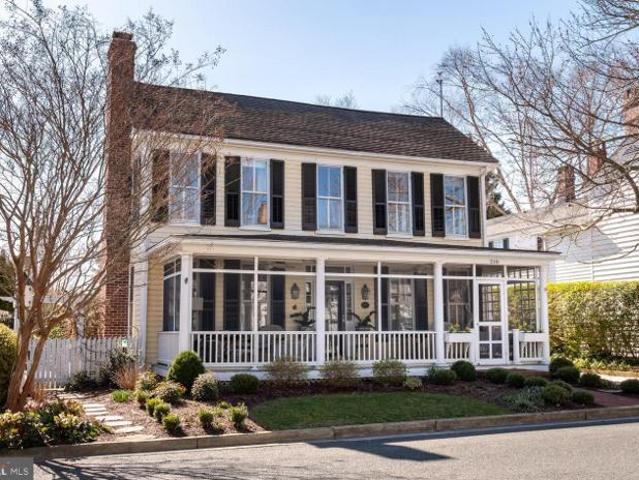 218 E Chestnut St, Saint Michaels, MD 21663