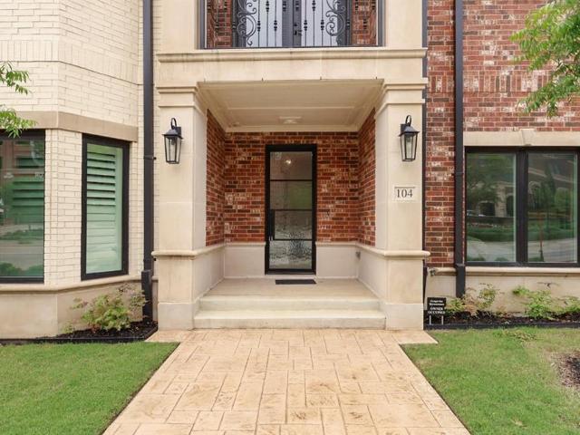 218 E Dallas Road # 104