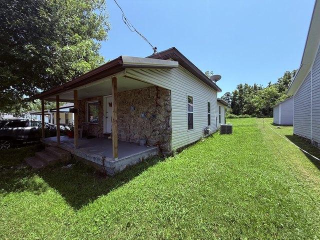 218 E South St, Mountain Grove, MO 65711