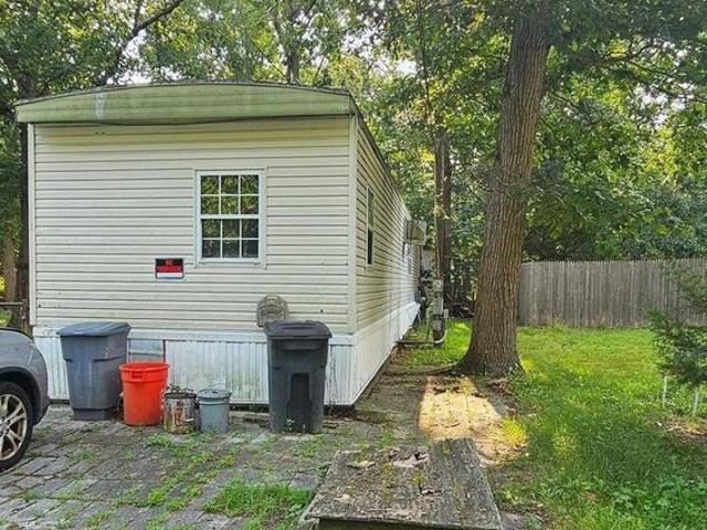 218 Foam Rd, Millville, NJ 08332