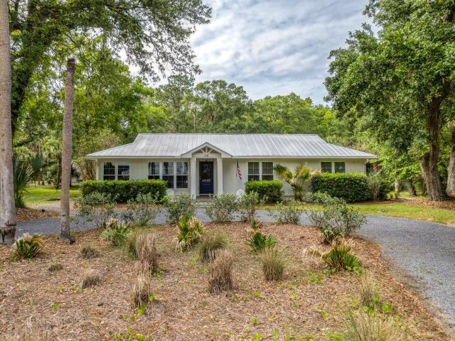 218 Forest Trail