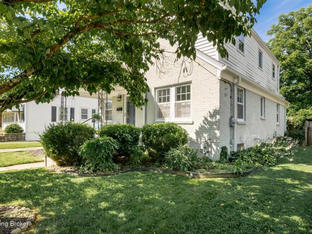 218 Fairlawn Rd