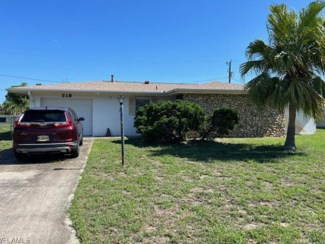 218 Fireside Ct, Lehigh Acres, FL 33936