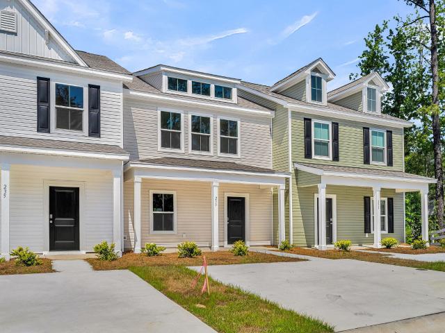218 Harding Lane