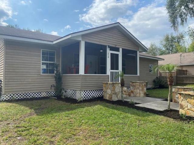 218 Ivey Ave, Groveland, FL 34736
