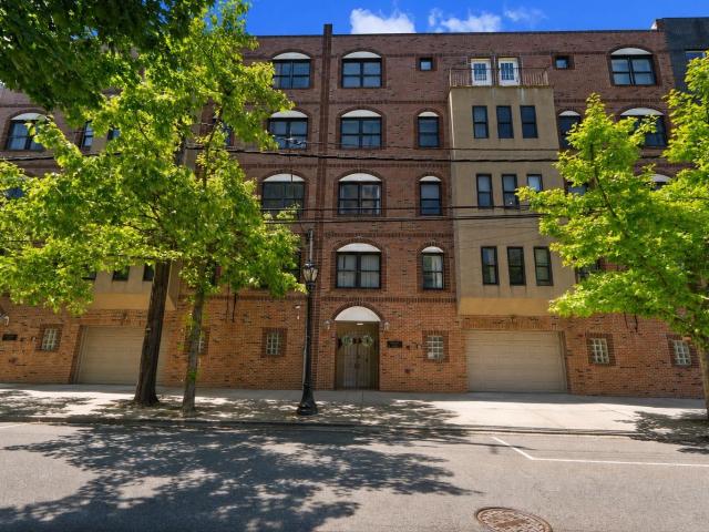218 Jackson St # 7
