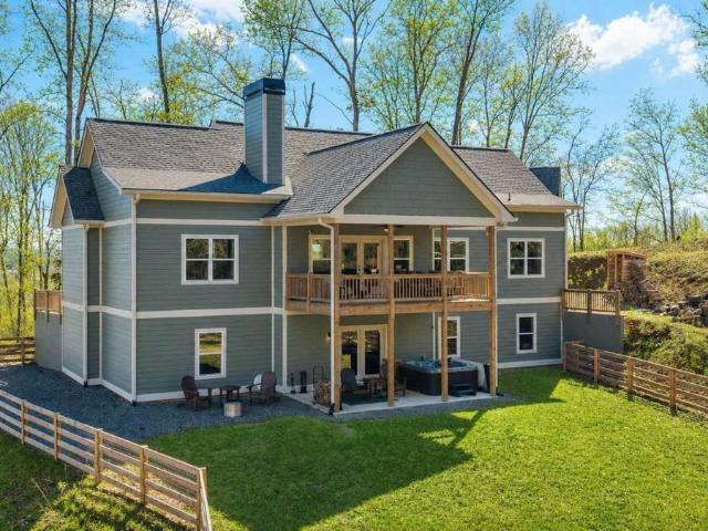 218 Oak Wood Lane