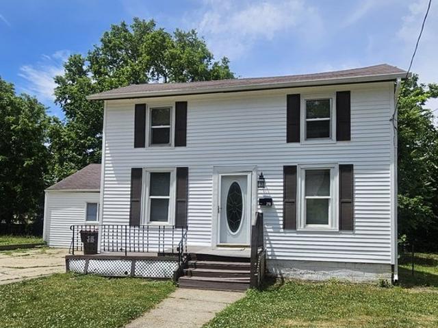 218 Oakwood Ave, Rockford, IL 61101