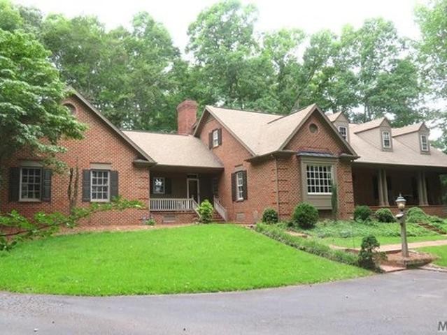 218 Old Farm Rd, Roanoke Rapids, NC 27870