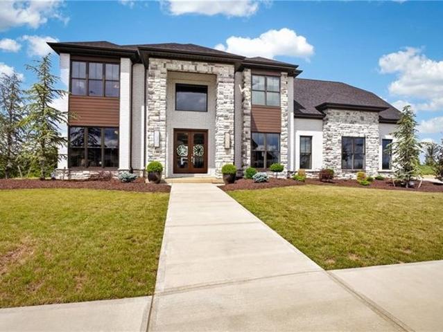 218 Loganbridge Dr, Venetia, PA 15367