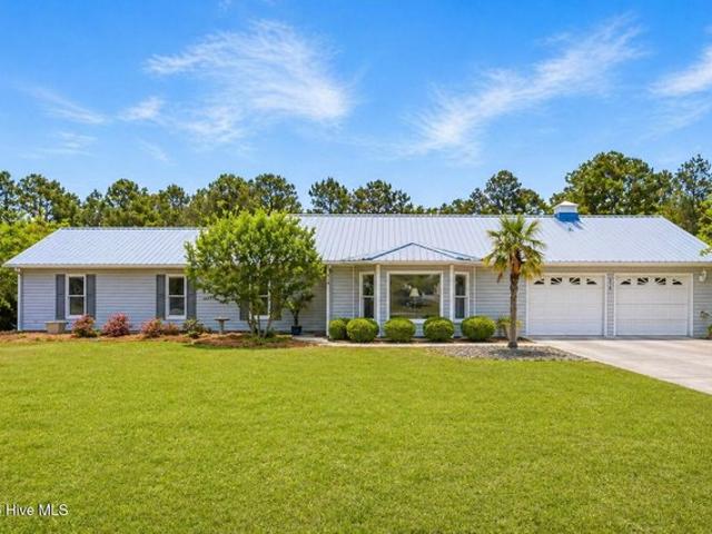 218 Lake Arthur Dr, Newport, NC 28570