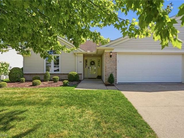 218 Lisa Ann Dr, Huron, OH 44839