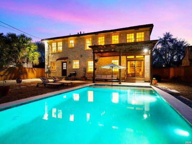 218 Mary Louise Dr. San Antonio, TX 78201 | MLS #1948 | Compass