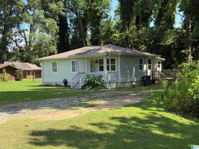 218 Meadowood Avenue