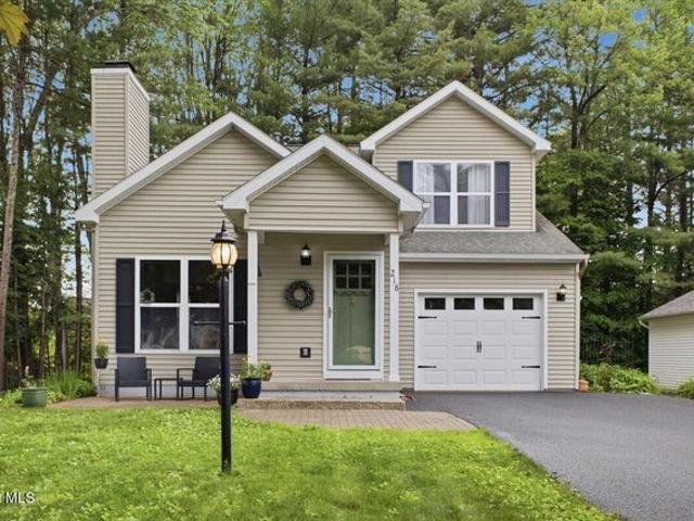 218 Meadowlark Dr, Milton, NY 12020