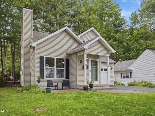 218 Meadowlark Drive