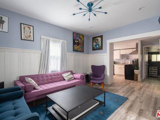 218 N Avenue 61