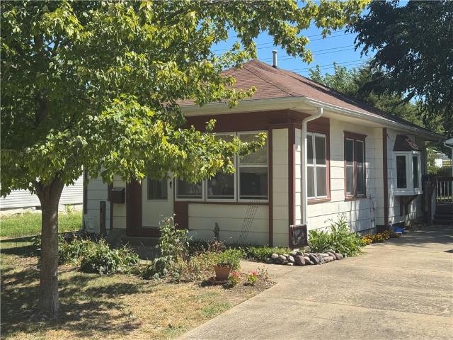 218 N Campbell Street