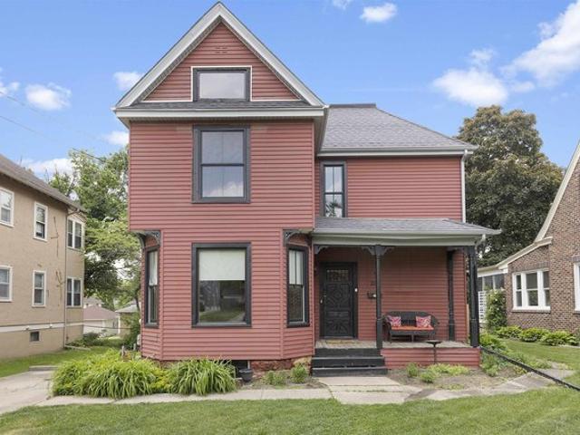 218 N London Ave, Rockford, IL 61107