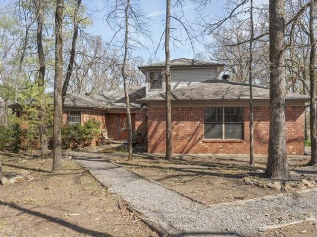 218 N Summit Dr, Cabot, AR 72023
