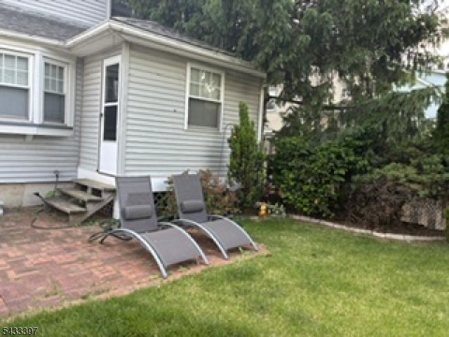 218 Newark Ave