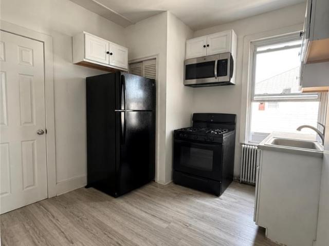 218 S 15th Street 16