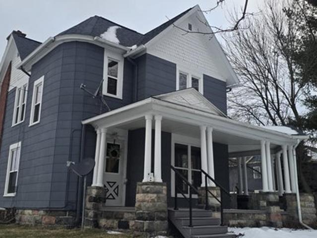 218 S Oliver St, Charlotte, MI 48813