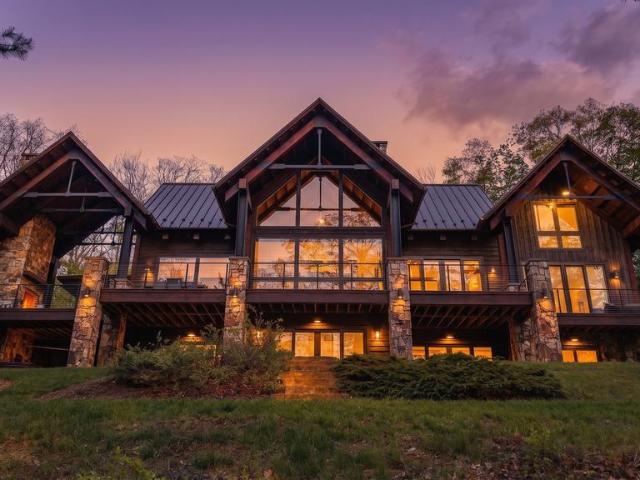 218 Smith Pointe Road