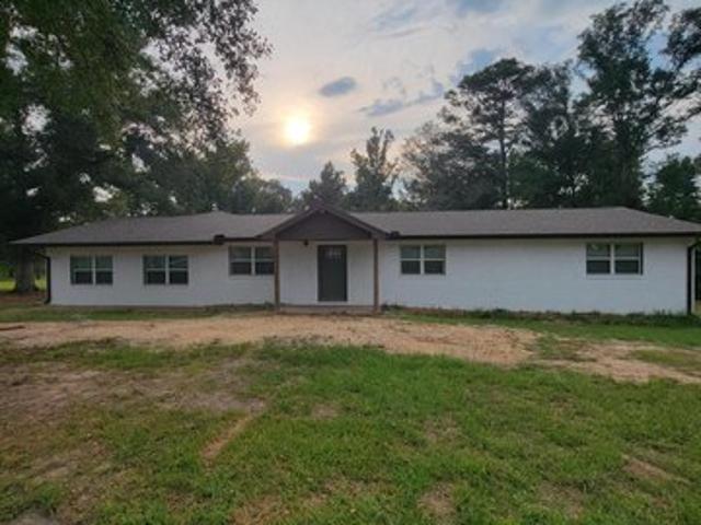 218 Salem Rd, Forest, MS 39074