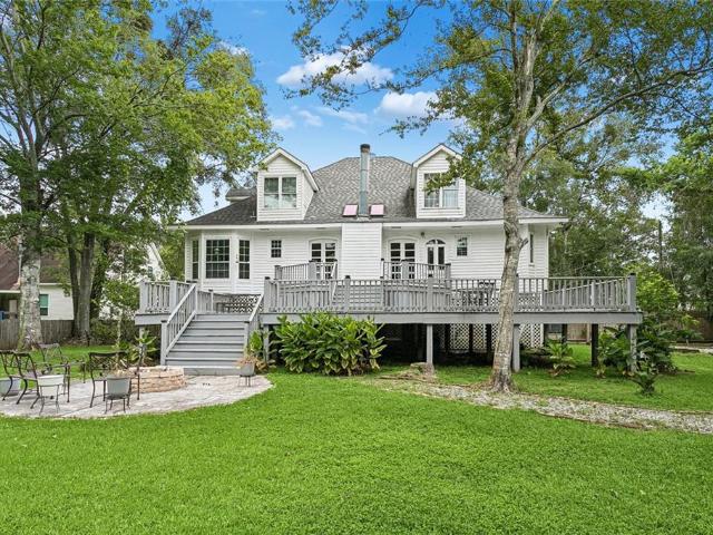 218 Scotchpine Drive