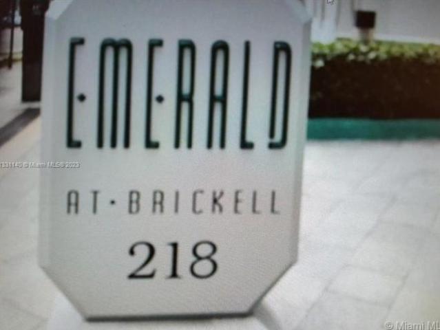 218 SE 14th St #1108, Miami, FL 33131