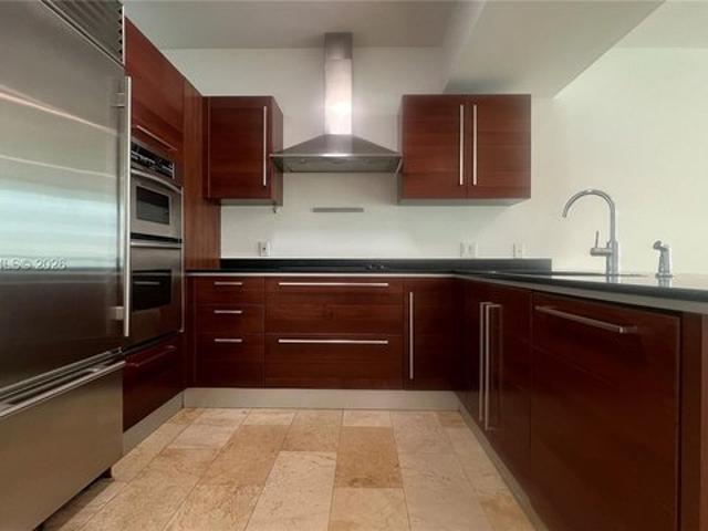 218 SE 14th St Apt 1504, Miami, FL 33131