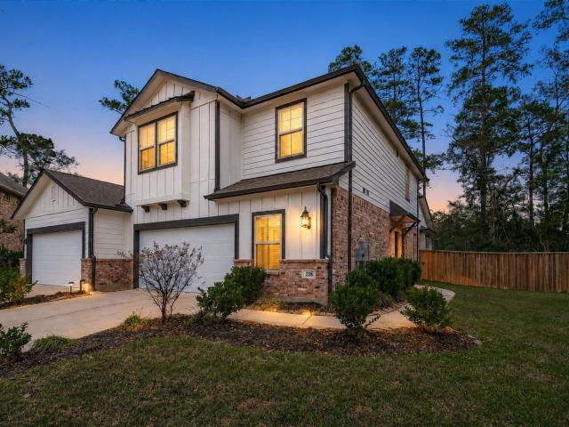 218 Skybranch Court
