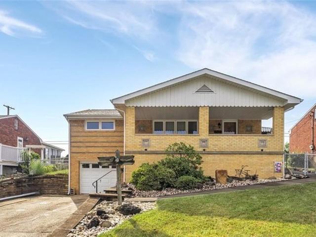 218 Skyport Rd, West Mifflin, PA 15122