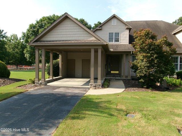 218 Starland Ln, Southern Pines, NC 28387