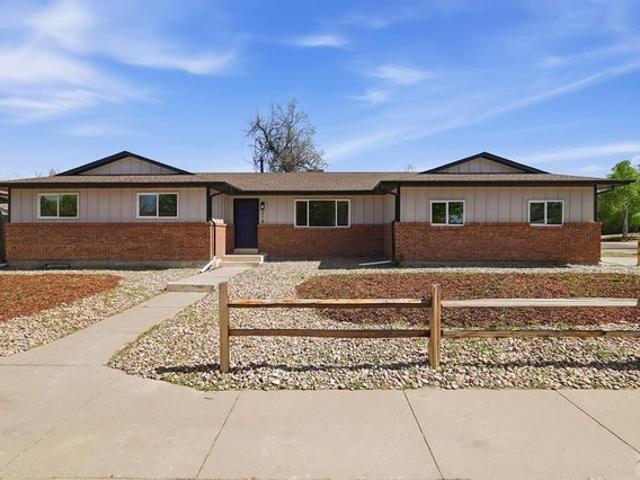 218 Starlite Dr, Pueblo, CO 81005