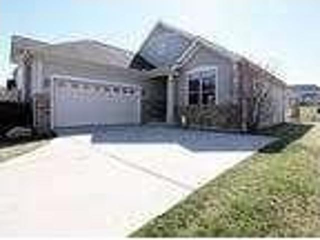 218 Stone Ridge Blvd, South Lebanon, Oh 45065