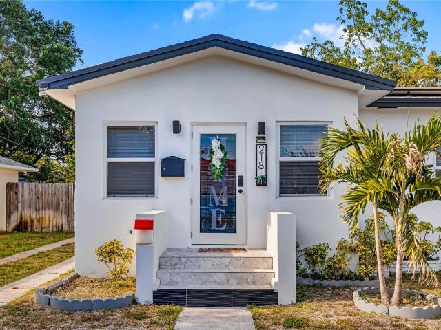 218 SW 7th St, Dania Beach, FL 33004 | MLS #B26009